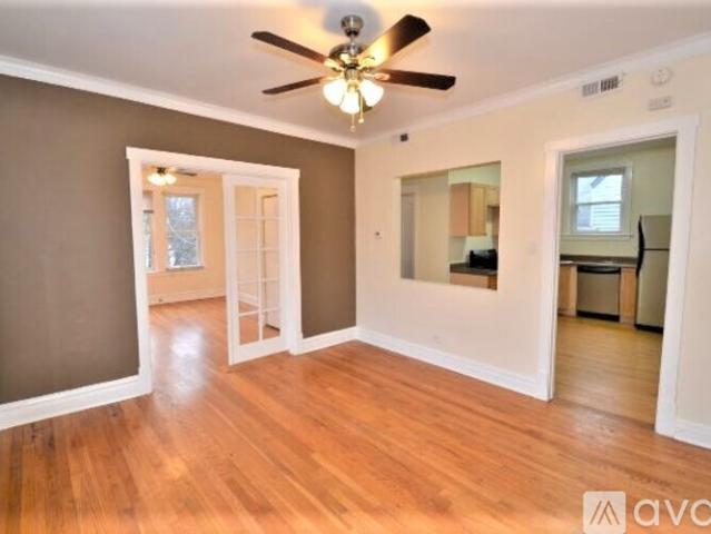 2 BR, 1 BA Apartment 3538 W Grace St, Unit 2nd FL W, Chicago, IL 60618