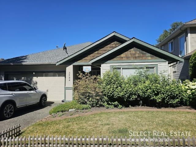 2 BR, 1 BA Apartment 3544 Bassano Ter, Abbotsford, BC V3G 2Z7