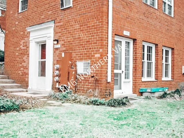 2 BR, 1 BA Apartment 3553 MARTHA CUSTIS DR, ALEXANDRIA, VA 22302