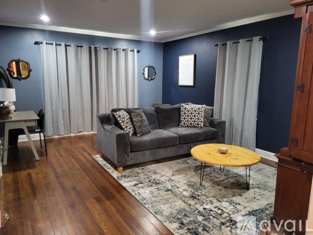 2 BR, 1 BA Apartment 3586 Walnut Grove Rd, Memphis, TN 38111