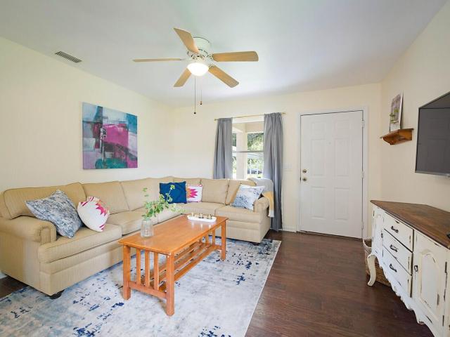 2 BR, 1 BA Apartment 359 West D Road, Loxahatchee Groves, FL 33470