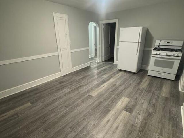 2 BR, 1 BA Apartment 35 Rapallo Ave, Unit 3E, Middletown, CT 06457