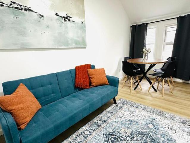 2 BR, 1 BA Apartment 35 37 Vernon Avenue, Unit Unit 3, Newark, NJ 07108
