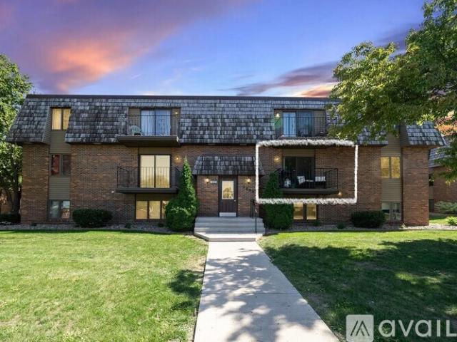 2 BR, 1 BA Apartment 3600 South Gateway Boulevard, Unit 201, Sioux Falls, SD 57106
