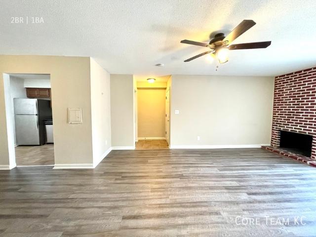 2 BR, 1 BA Apartment 3618 Warwick Blvd Kansas City, MO 64111