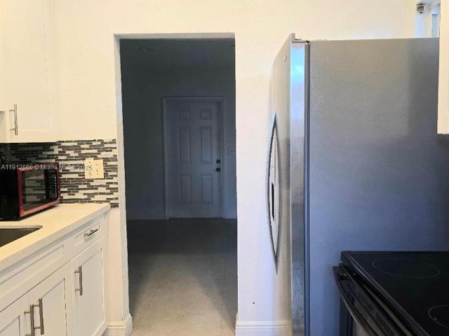 2 BR, 1 BA Apartment 3621 Southwest 47th Avenue, West Park, FL 33023