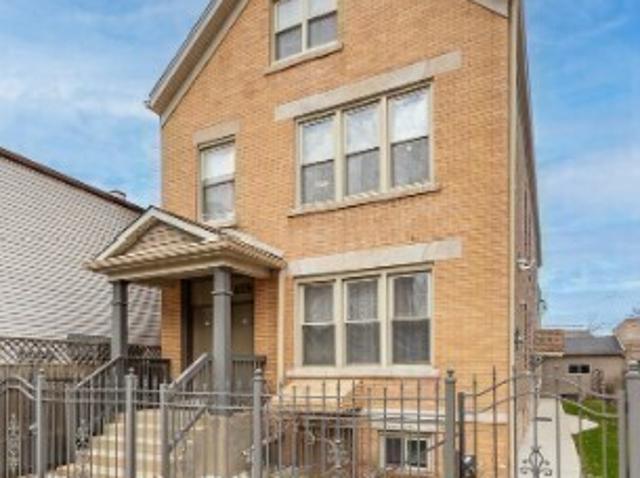 2 BR, 1 BA Apartment 3648 West George St Apt, Chicago, IL 60618