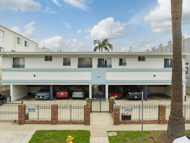 2 BR, 1 BA Apartment 3648 Westwood Boulevard Unit 17, Los Angeles, CA 90034