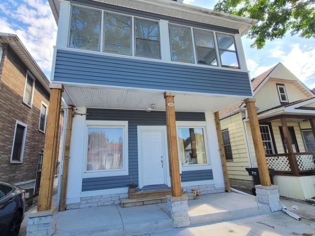 2 BR, 1 BA Apartment 364 Bridge Ave Unit 1, Windsor, ON N9B 2M4