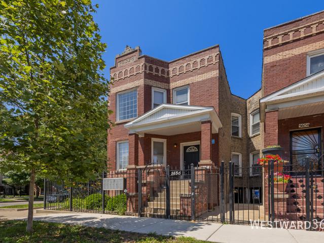 2 BR, 1 BA Apartment 3656 W Shakespeare Ave Chicago, IL 60647