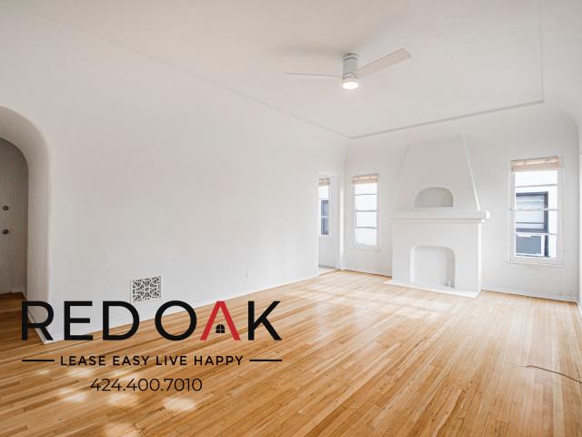 2 BR, 1 BA Apartment 366 N Gardner St, Los Angeles, CA 90036