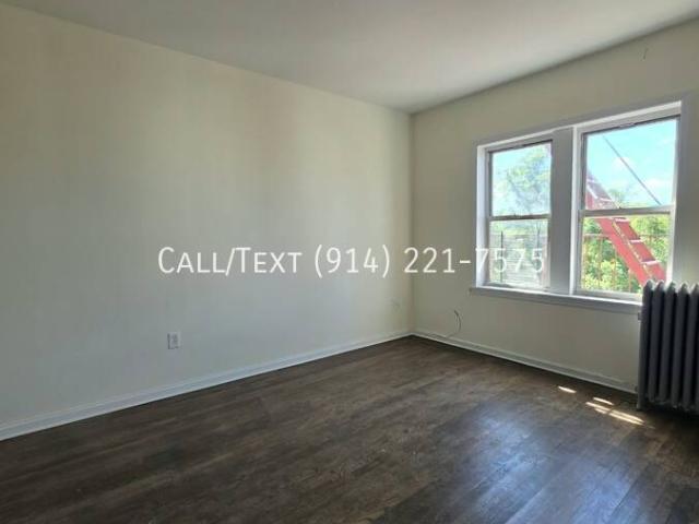2 BR, 1 BA Apartment 369 Warburton Ave, Yonkers, NY 10701