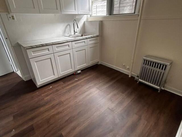 2 BR, 1 BA Apartment 36 Chestnut St, Yonkers, NY 10701