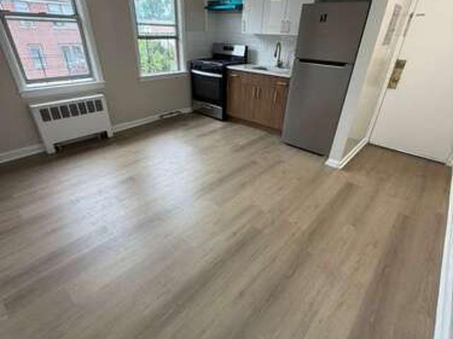 2 BR, 1 BA Apartment 36 Irving St, Unit APT 9, Newark, NJ 07104