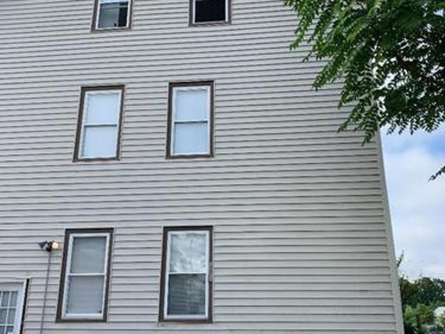 2 BR, 1 BA Apartment 36 Woodland St, Unit 2nd. Fl Pawtucket, RI 02860