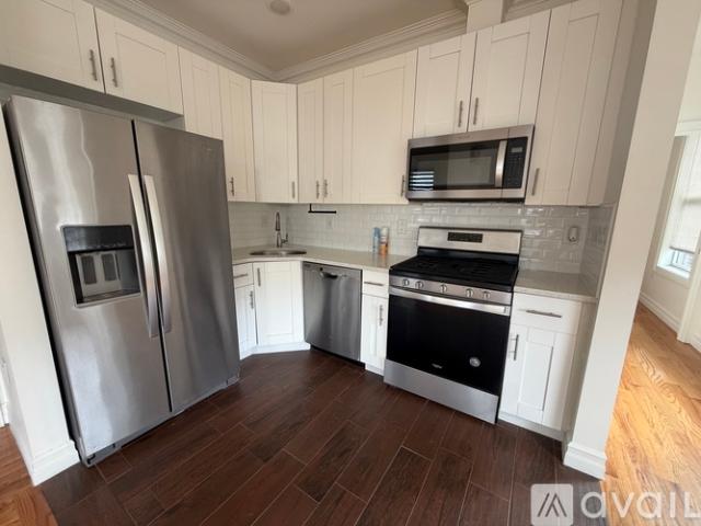 2 BR, 1 BA Apartment 373 Danforth Ave, Unit 304, Jersey City, NJ 07305