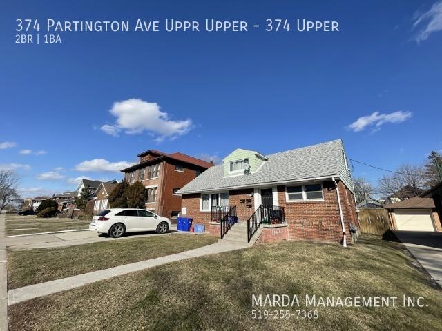 2 BR, 1 BA Apartment 374 Partington Ave Uppr Upper, Windsor, ON N9B 2N5