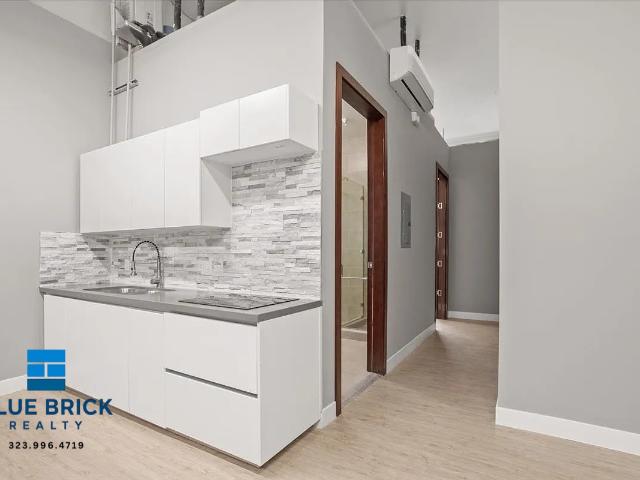 2 BR, 1 BA Apartment 3751 S Hill St, Los Angeles, CA 90007