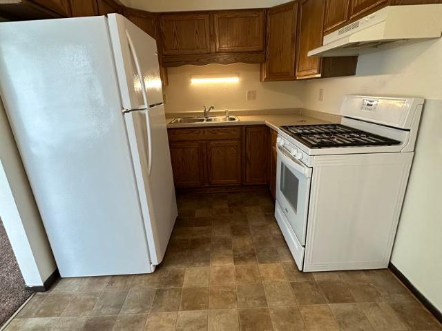 2 BR, 1 BA Apartment 375 Clark Street, Lodi, WI 53555