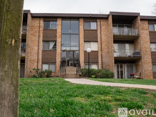 2 BR, 1 BA Apartment 3772 Bel Pre Road, Silver Spring, MD 20906