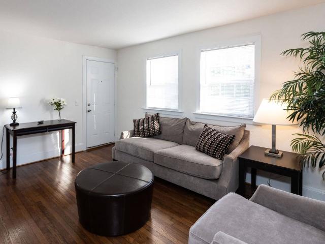 2 BR, 1 BA Apartment 3785 Kecoughtan Road Unit R2003, Hampton, VA 23669