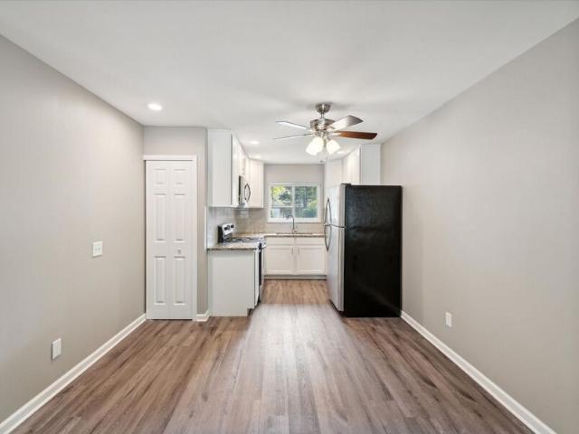2 BR, 1 BA Apartment 3808 Sylvania Ave, Toledo, OH 43623