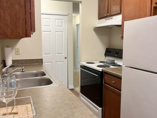 2 BR, 1 BA Apartment 3811 West 31st Street Unit 104, Minneapolis, MN 55416