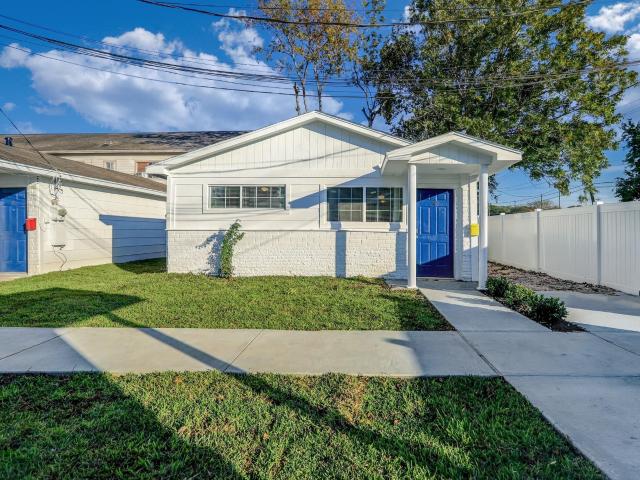 2 BR, 1 BA Apartment 3823 Lydia Street, Houston, TX 77021