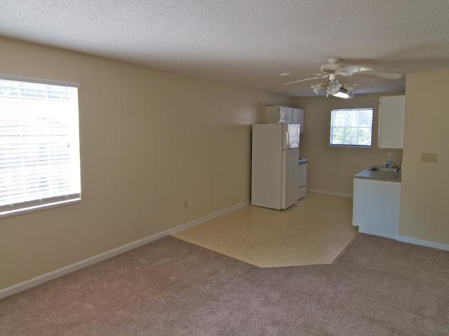 2 BR, 1 BA Apartment 3827 6th Ave S Unit Apt.111, Birmingham, AL 35222
