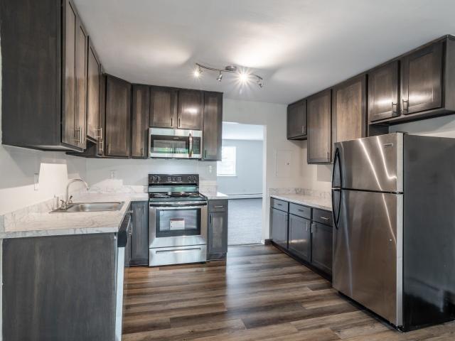 2 BR, 1 BA Apartment 387 Plaza Boulevard Unit 96, Morrisville, PA 19067