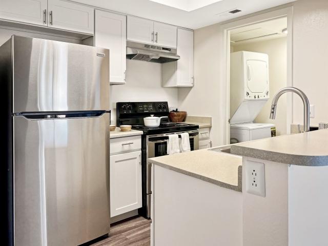 2 BR, 1 BA Apartment 3852 S 1845 W Unit N303, Salt Lake City, UT 84123