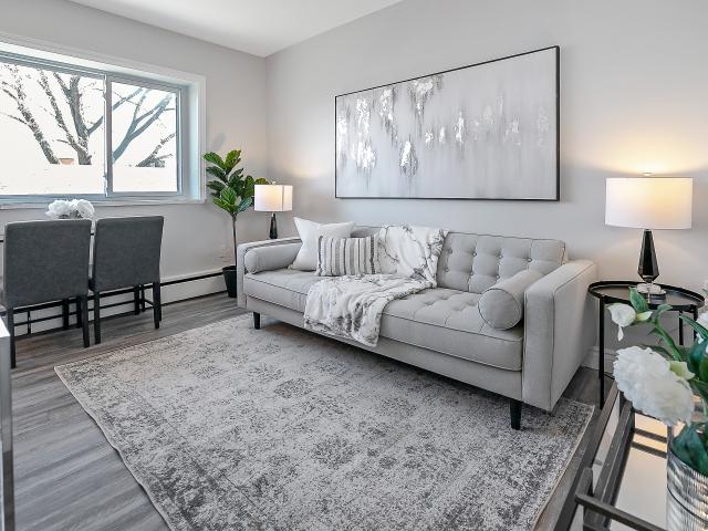 2 BR, 1 BA Apartment 385 Melvin Ave, Hamilton, ON L8H3K6