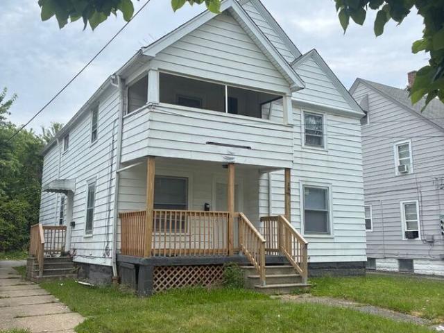 2 BR, 1 BA Apartment 386 E 152 ST 386 E 152 ST, Cleveland, OH 44110