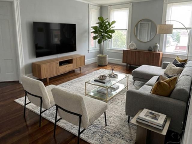 2 BR, 1 BA Apartment 38 6th Street, Unit 38B, Lowell, MA 01850
