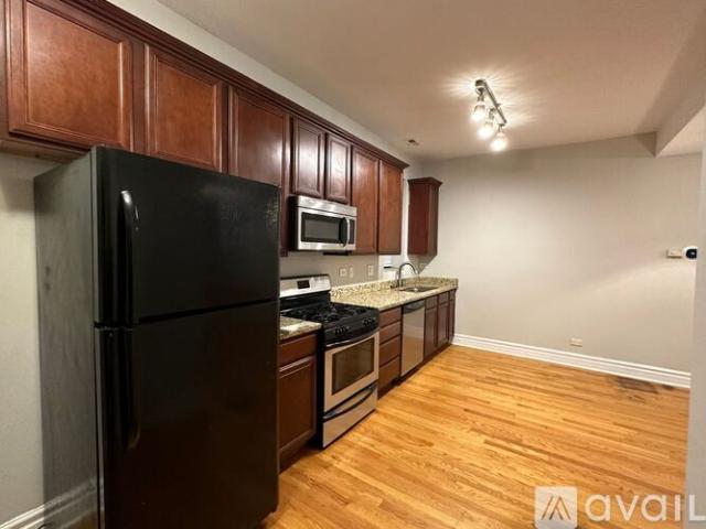 2 BR, 1 BA Apartment 3923 W Altgeld St, Unit 2, Chicago, IL 60647