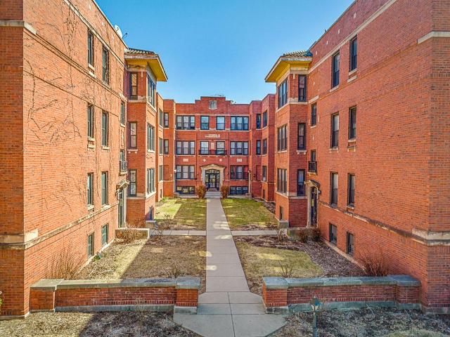 2 BR, 1 BA Apartment 3925 North Keeler Avenue Unit 3929 3S, Chicago, IL 60641