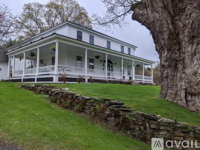 2 BR, 1 BA Apartment 394 New Hampshire 10, Unit Unit 5, Orford, NH 03777