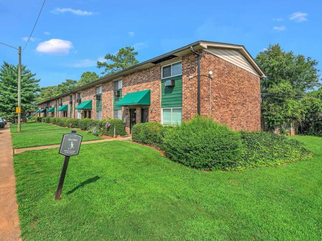2 BR, 1 BA Apartment 3961 Covington Hwy Unit 3975H2, Decatur, GA 30032