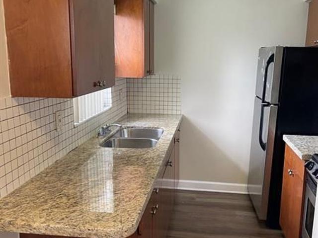 2 BR, 1 BA Apartment 3981 Northwest 30th Ter, Lauderdale Lakes, FL 33309