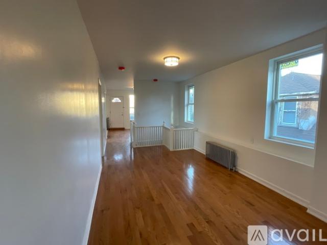2 BR, 1 BA Apartment 3985 Saxon Ave, Unit 3, The Bronx, NY 10463