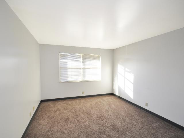 2 BR, 1 BA Apartment 3000 Calvin Drive Unit A 16, Hopkinsville, KY 42240