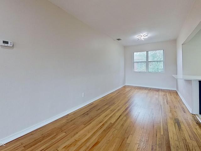 2 BR, 1 BA Apartment 3005 Walton Street, Jacksonville, FL 32207