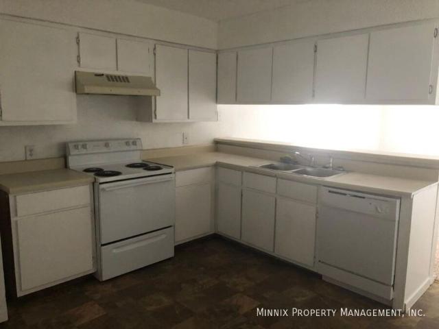 2 BR, 1 BA Apartment 3007 W. Louisiana Ave Midland, TX 79701