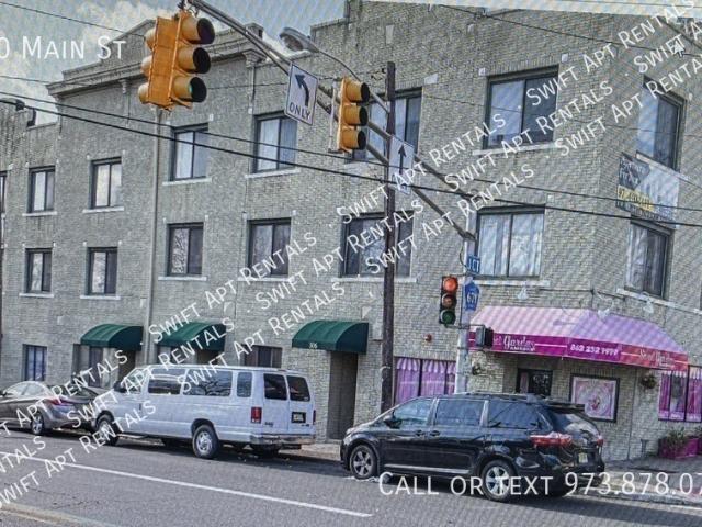 2 BR, 1 BA Apartment 300 Main St, west orange, NJ 07052