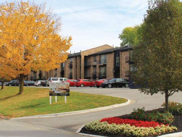 2 BR, 1 BA Apartment 3010 1/2 N 97th Street Unit 014, Omaha, NE 68134