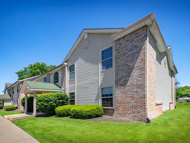 2 BR, 1 BA Apartment 301 Ravenwood Ln Unit 304A, Lafayette, IN 47909