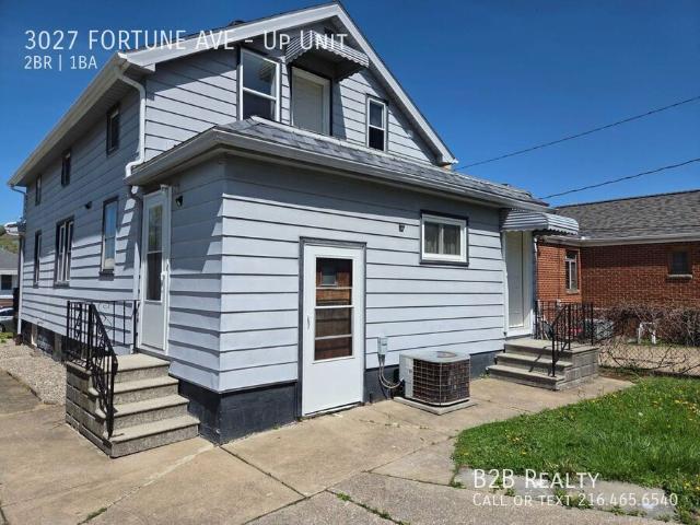 2 BR, 1 BA Apartment 3027 FORTUNE AVE, Parma, OH 44134
