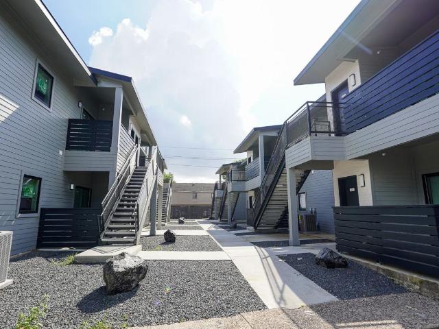 2 BR, 1 BA Apartment 3030 Elmside Drive Unit 116W, Houston, TX 77042