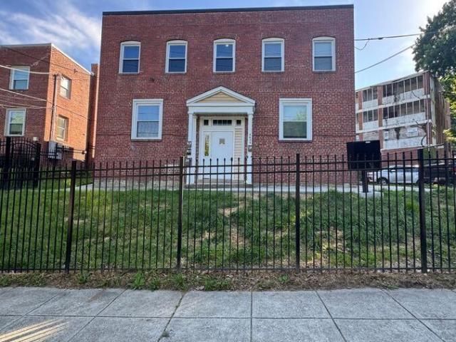 2 BR, 1 BA Apartment 3035 30th Street SE, Washington, DC 20032
