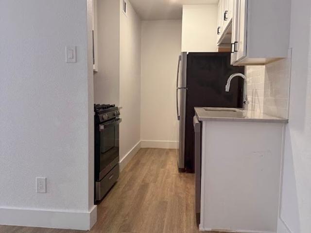 2 BR, 1 BA Apartment 307 East 31st Street, Austin, TX 78705